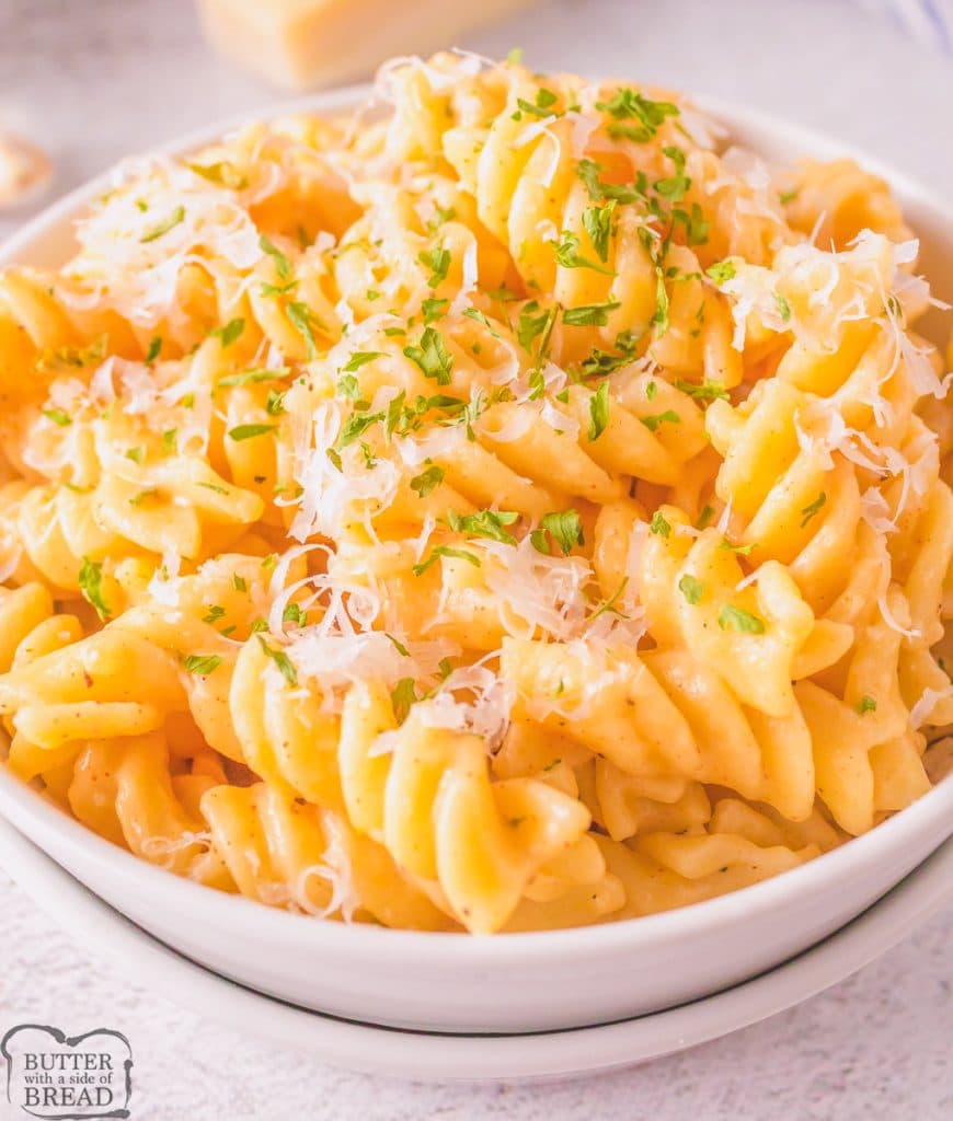 CREAMY GARLIC PARMESAN PASTA - Butter with a Side of Bread